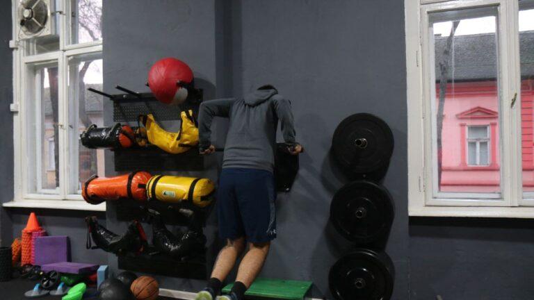 10 Best Functional Upper Body Exercises for Strength | Functional Body ...