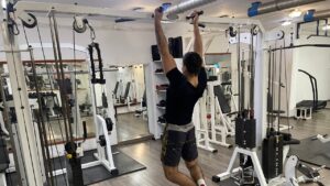How to Do Hammer Pull Ups: Muscles Worked, Benefits, and Variations ...